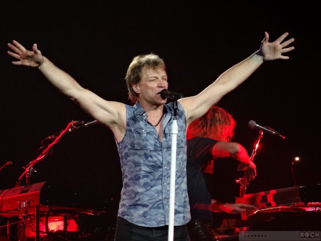 20 Highest-Grossing Tours That Broke Records – Garlic Soda