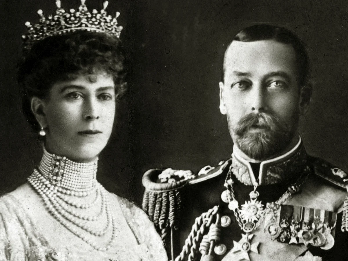 30 Royal Family Secrets They Tried to Keep Hidden - Kate Knows