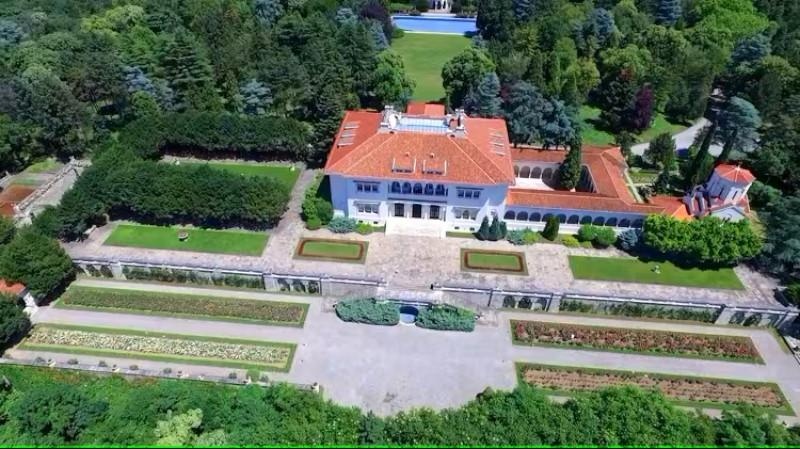 25 Royal Palaces That Are Still in Use Today - Kate Knows