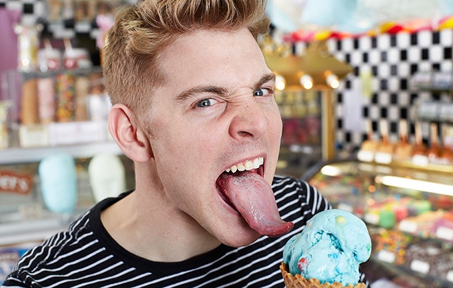 26 Weirdest Guinness World Records Ever – Garlic Soda