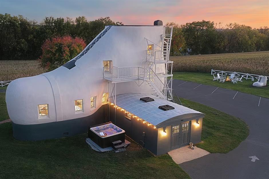 20 Themed Airbnbs That Look Too Unreal to Actually Book - Kate Knows